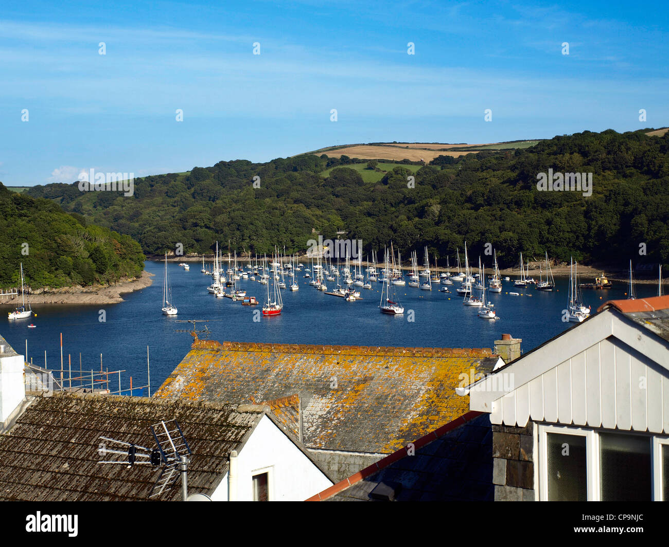 River fowey cornwall hi-res stock photography and images - Alamy