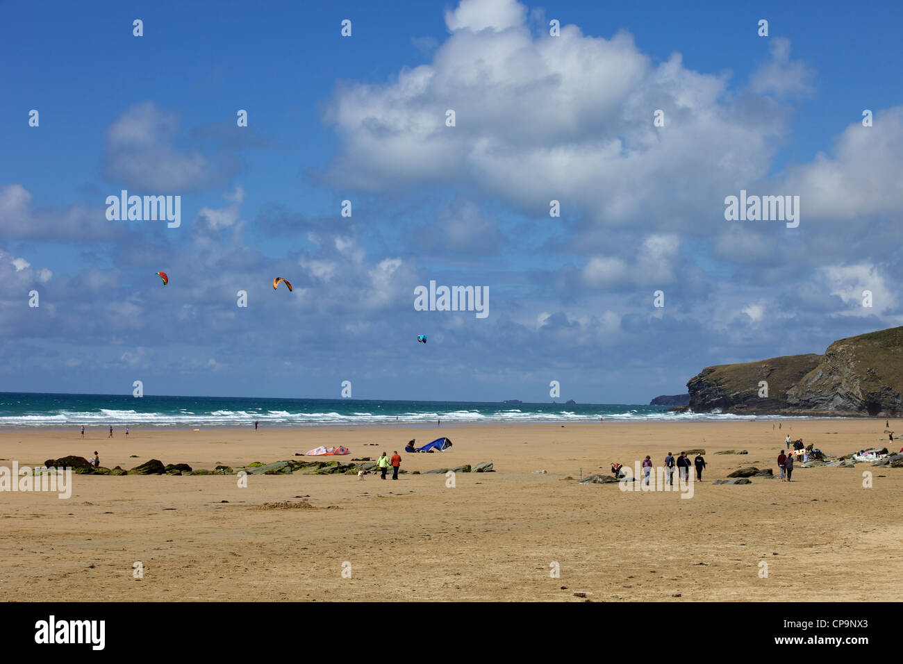 Perranporth town hi-res stock photography and images - Alamy