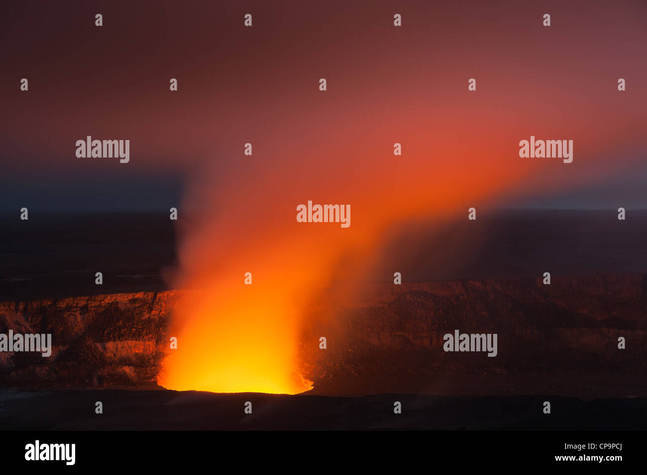 Kilauea Caldera in Hawaii Volcanoes National Park, The Big Island ...