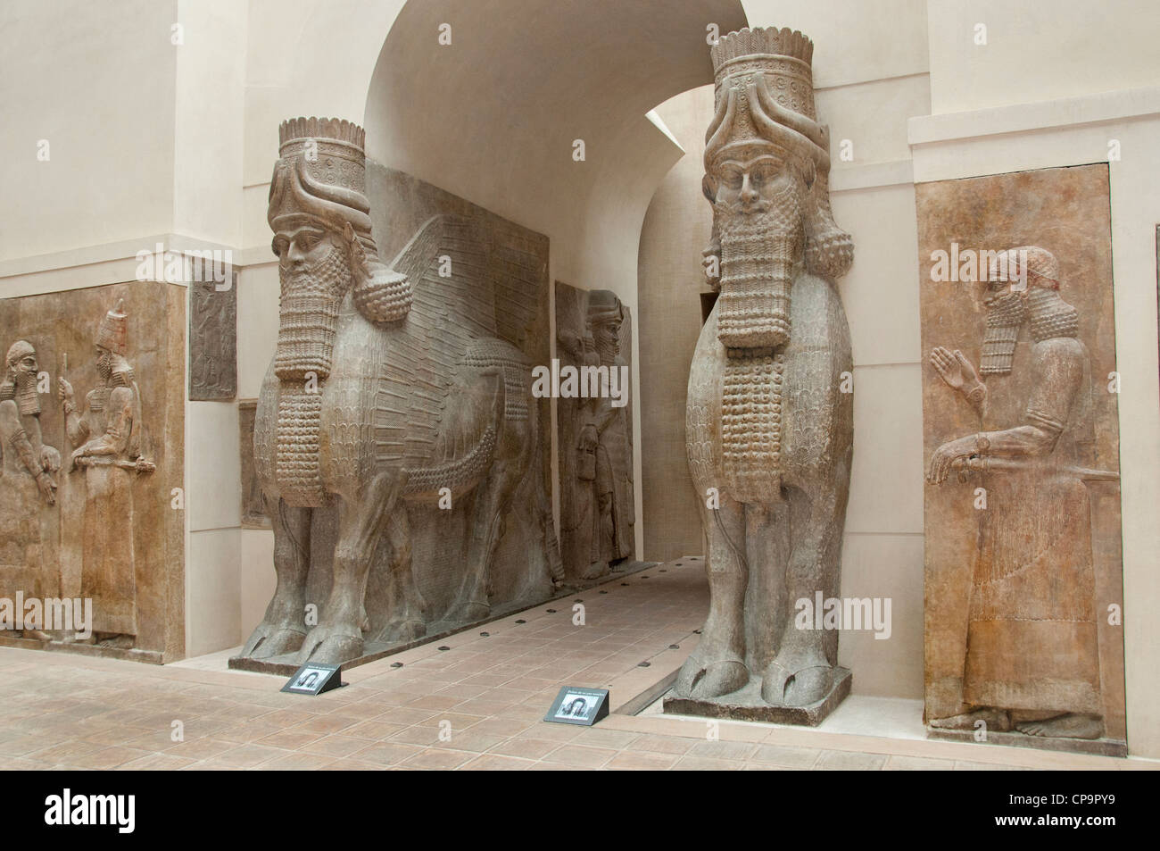 Winged Human Headed Bull Neo Assyrian Palace Of Sargon Ii 721 705 Bc Gate Khorsabad Ancient Dur