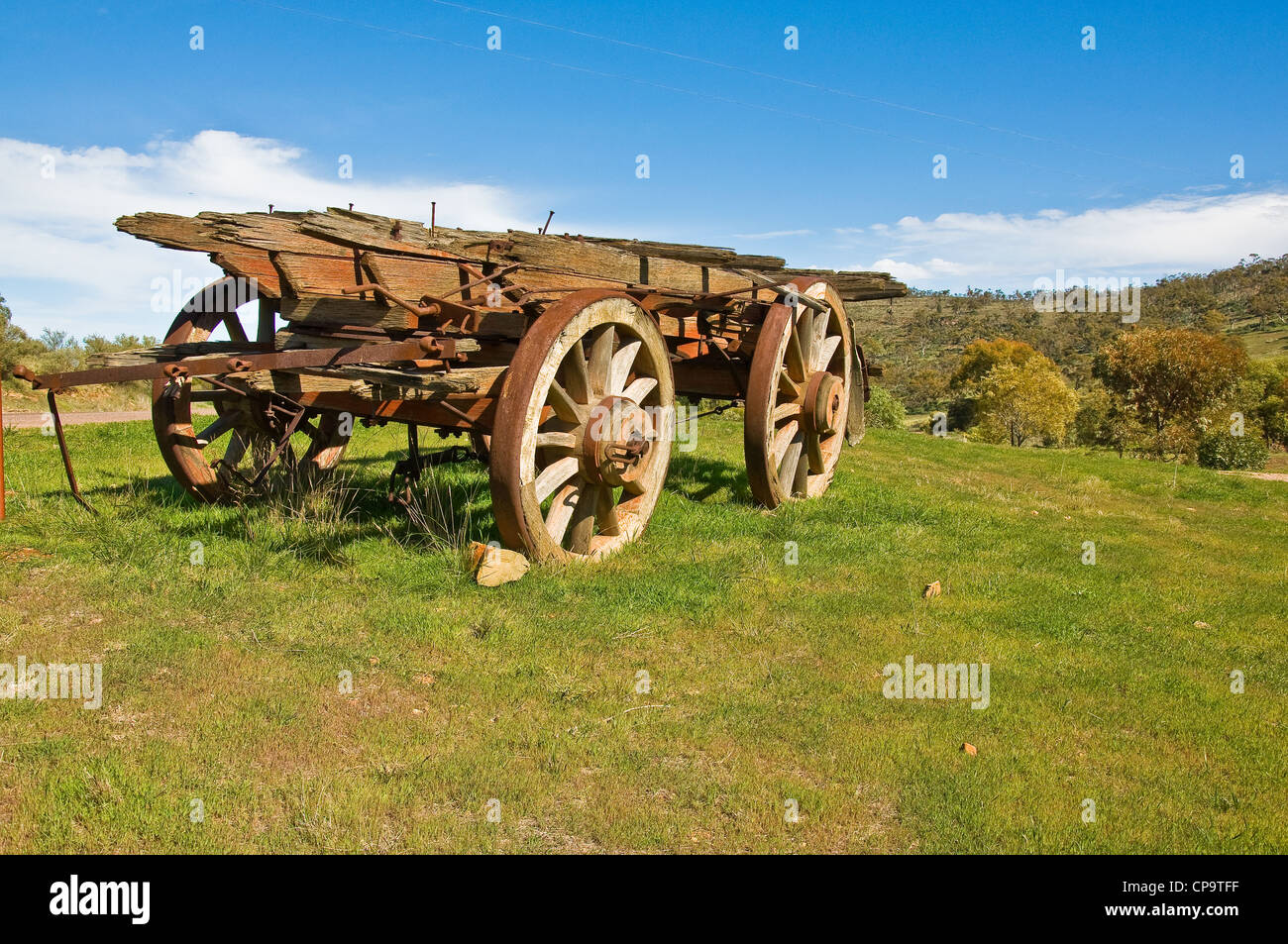 old wagon in the australian outback Stock Photo - Alamy