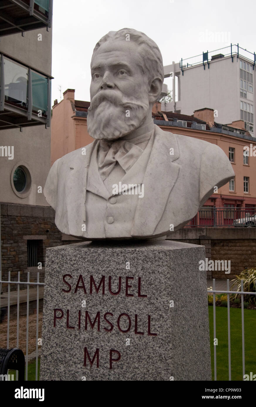 Bust of Samuel Plimsoll MP Stock Photo - Alamy