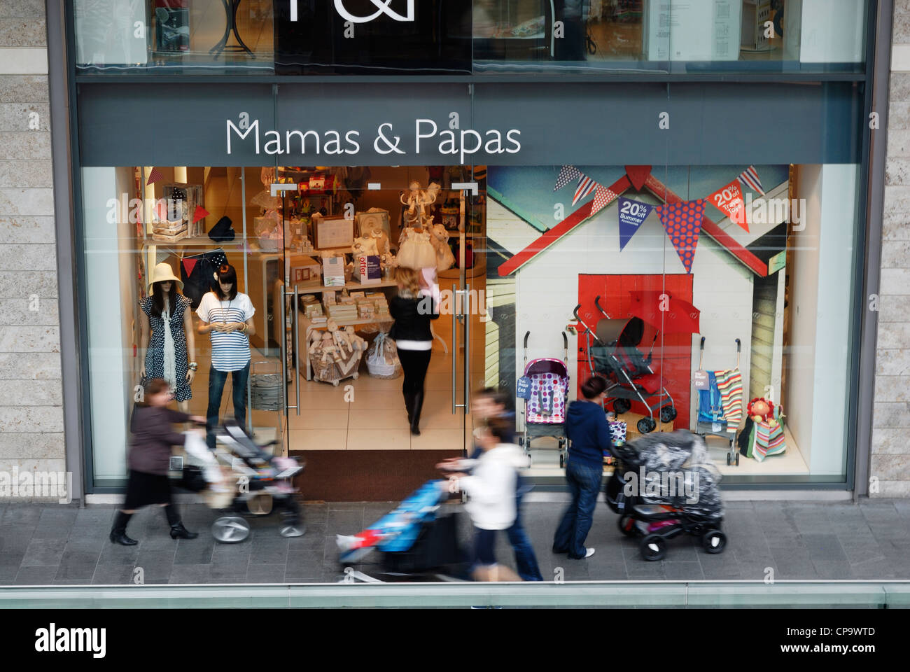 Mamas & Papas shop which sells items for babies Stock Photo - Alamy