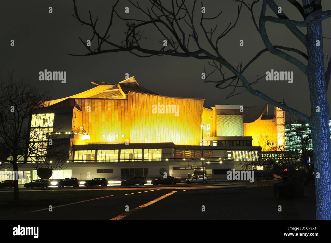 Berliner philharmonie auditorium hi-res stock photography and images ...
