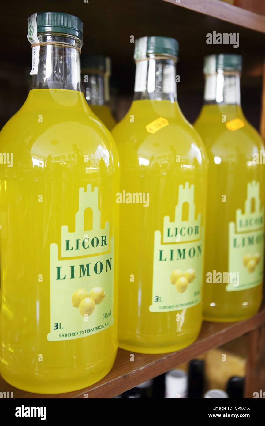 Alcohol licor hi-res stock photography and images - Alamy