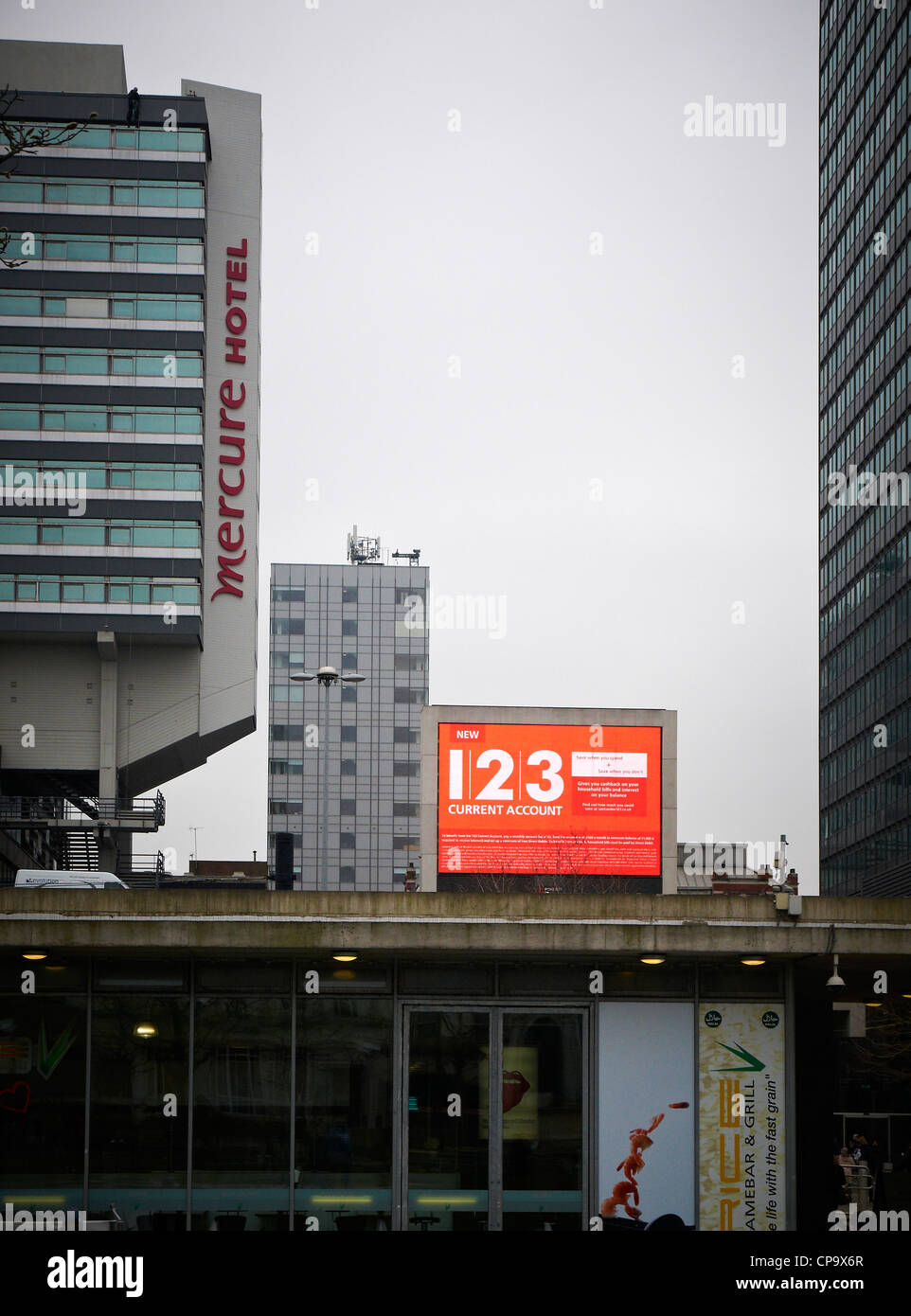 Advertising screen with Mercure hotel as seen from Piccadilly gardens ...