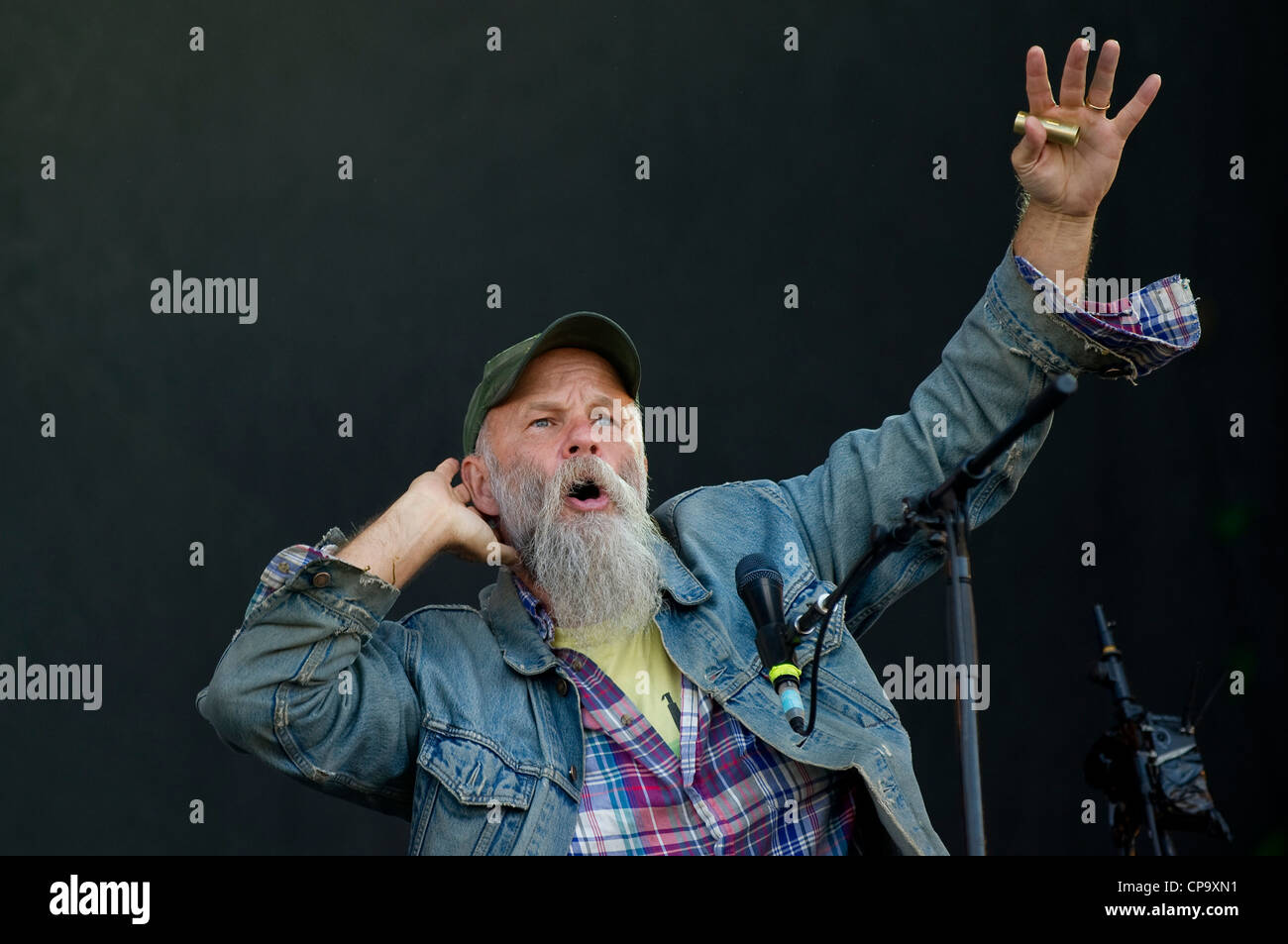 Seasick hi-res stock photography and images - Alamy