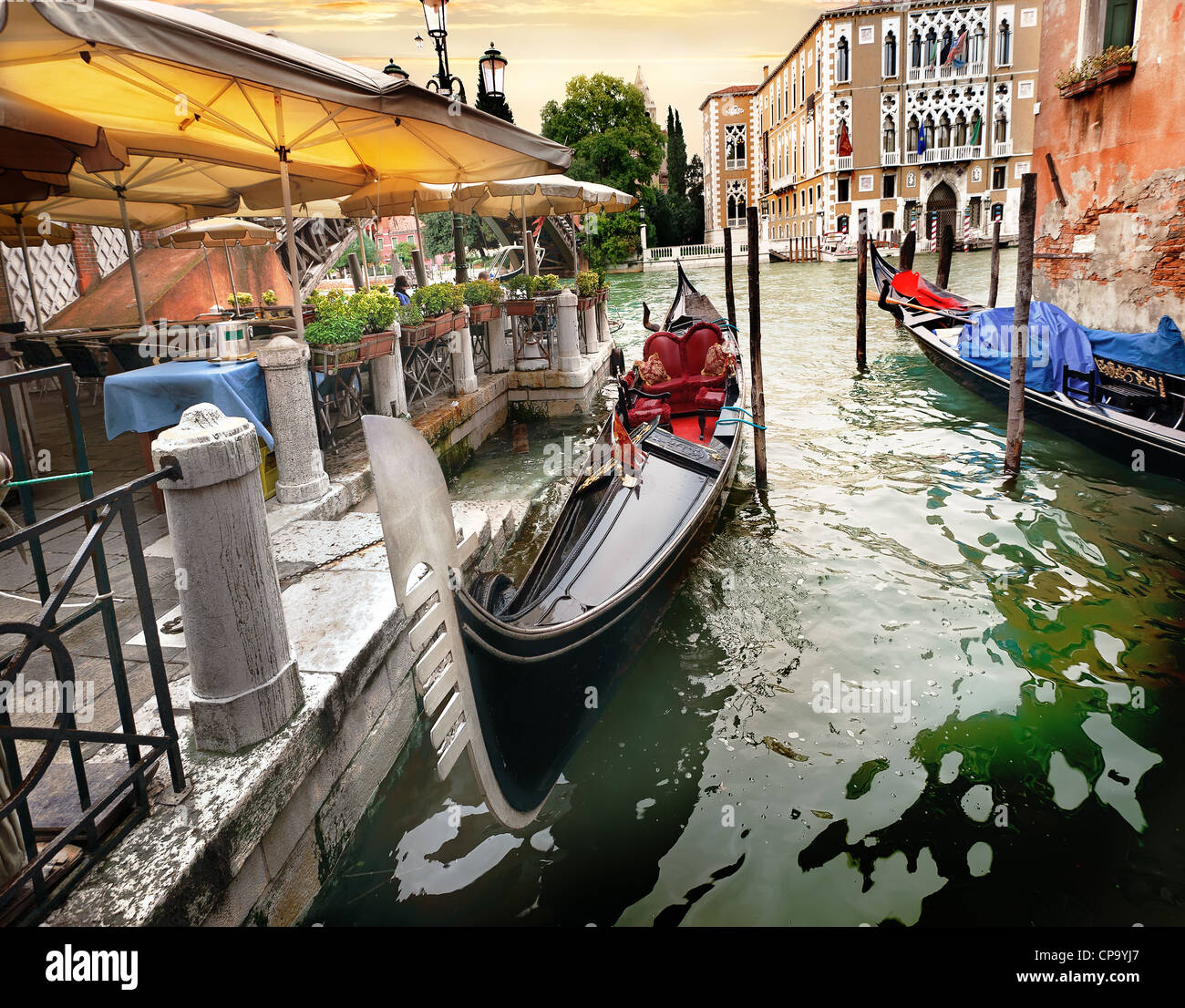Venice cafe house hi-res stock photography and images - Alamy