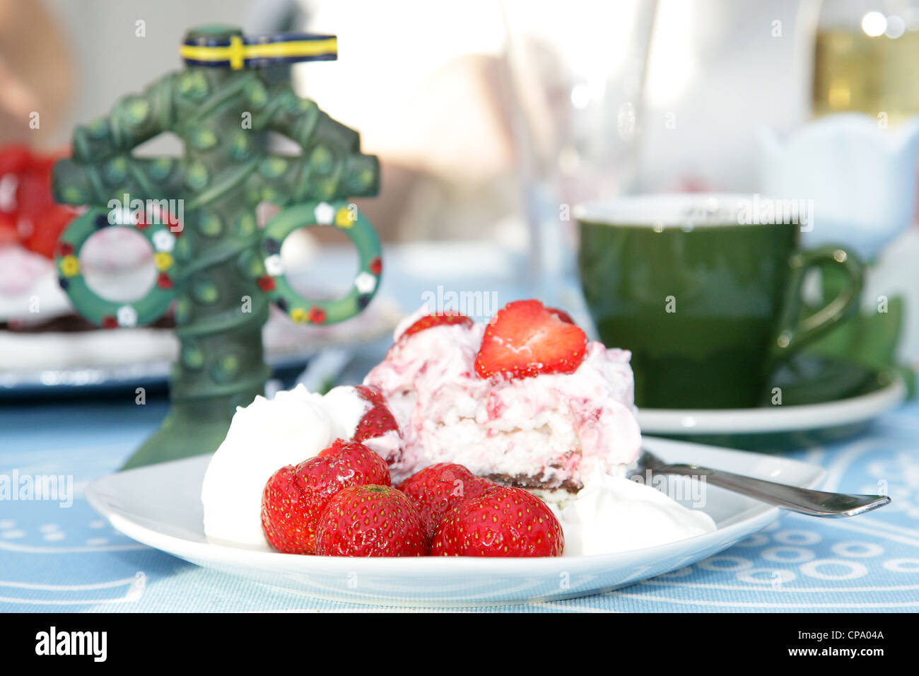 Midsummer sweden typical swedish summer strawberry cake Stock Photo - Alamy