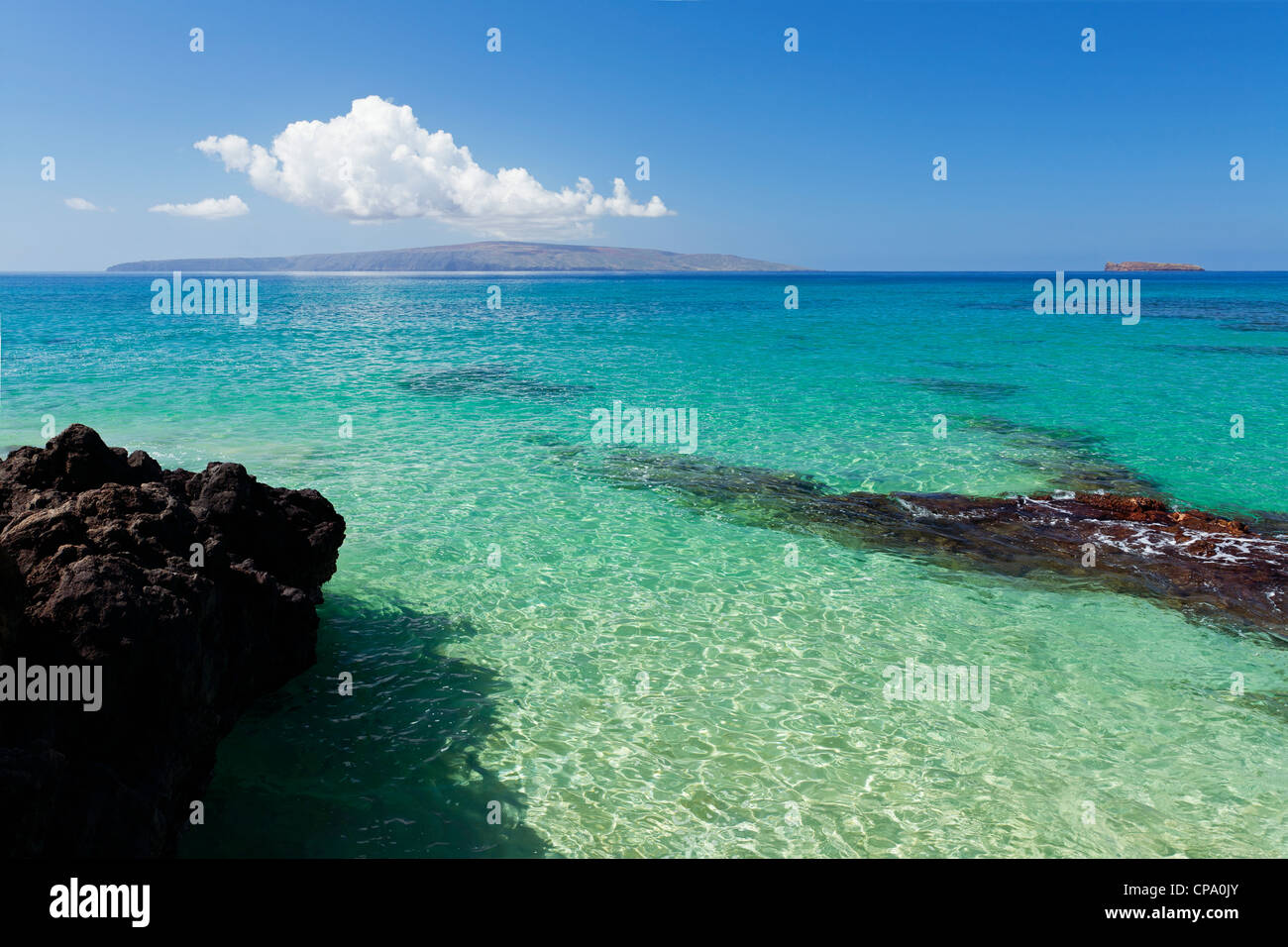Turquoise water at Secret Beach, Makena, Maui, Hawaii Stock Photo - Alamy