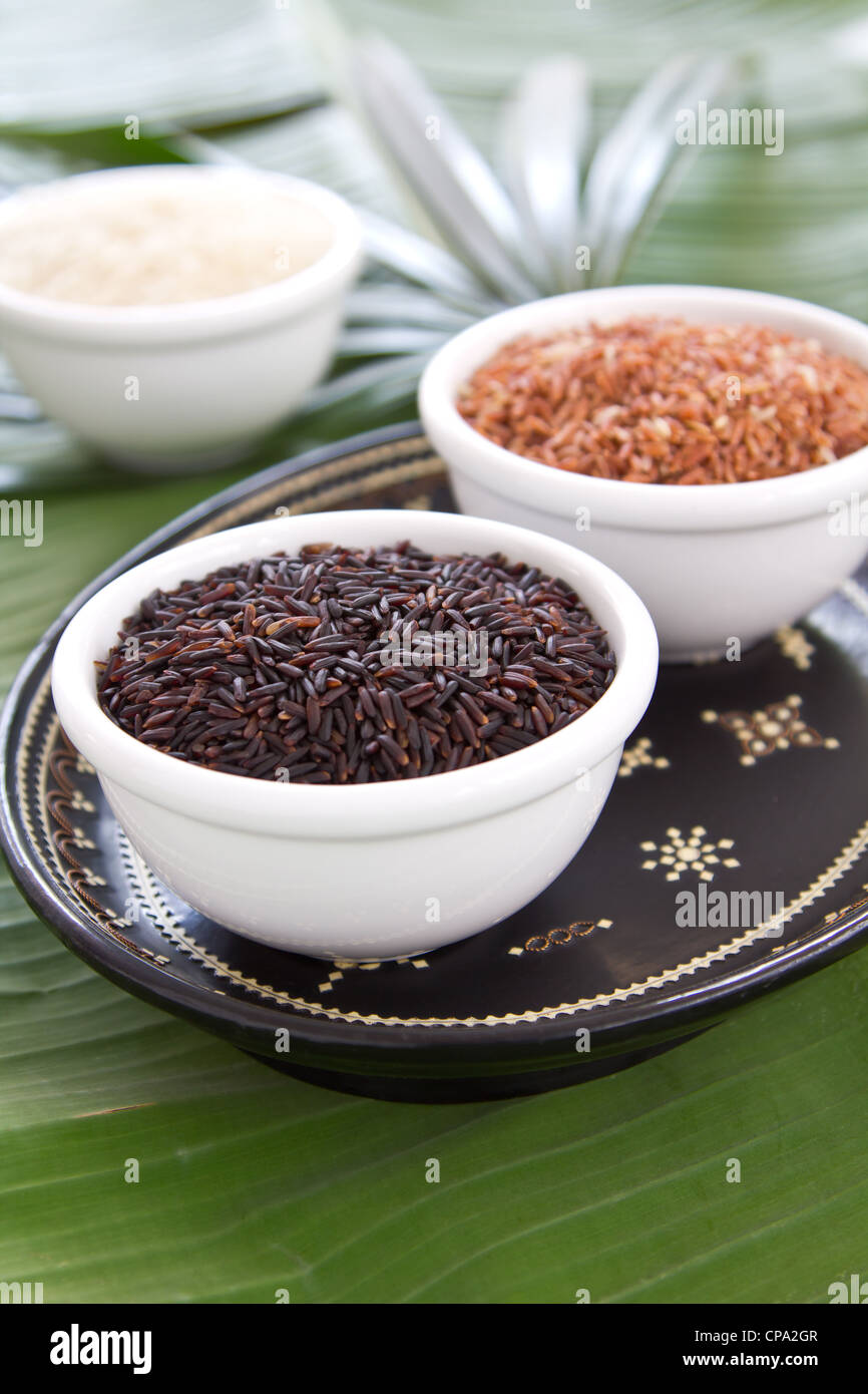 Varieties of raw rice Stock Photo - Alamy