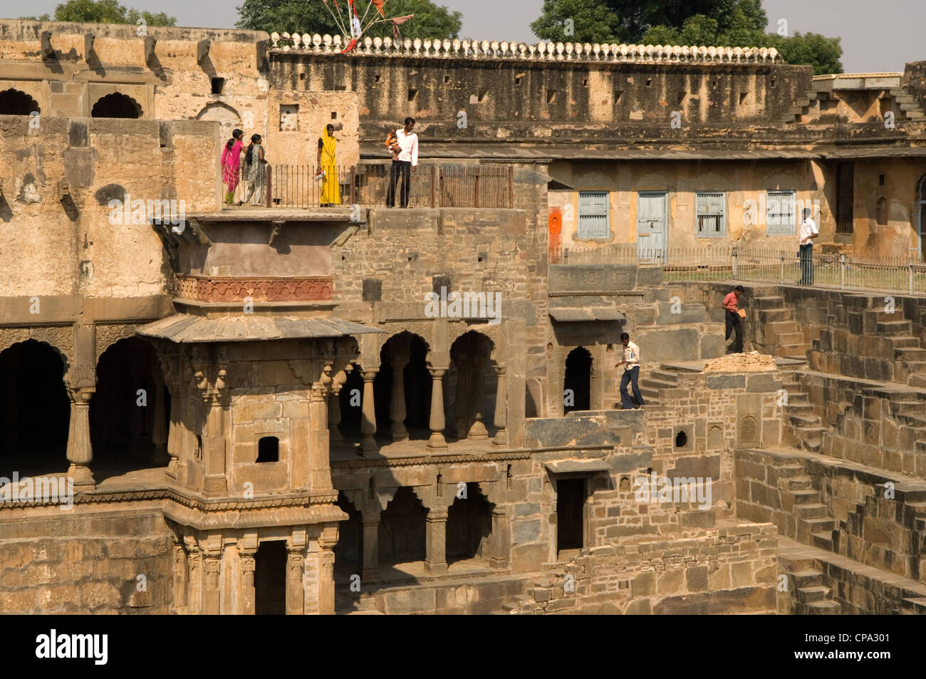 Step well jaipur hi-res stock photography and images - Alamy