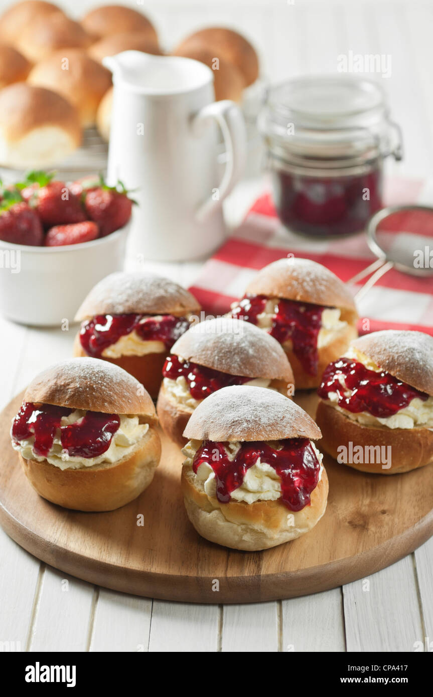 Traditional cream teas hi-res stock photography and images - Alamy