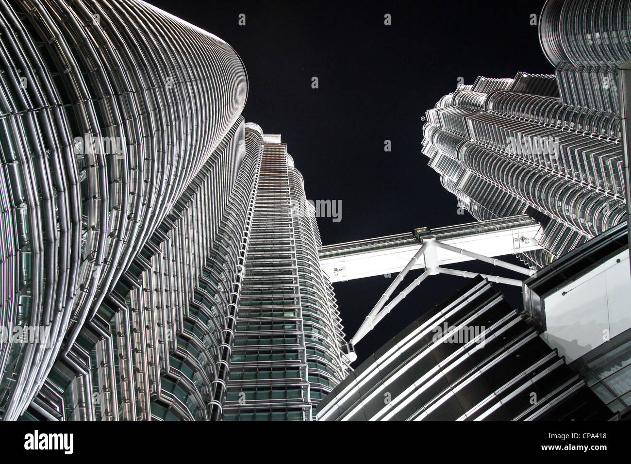 The Patronas Towers, Twin Towers, Kuala Lumpur, Malaysia at night Stock ...