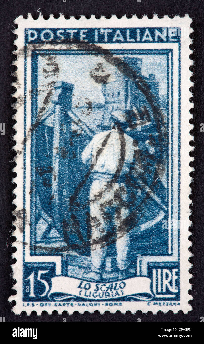 Italian postage stamp Stock Photo - Alamy