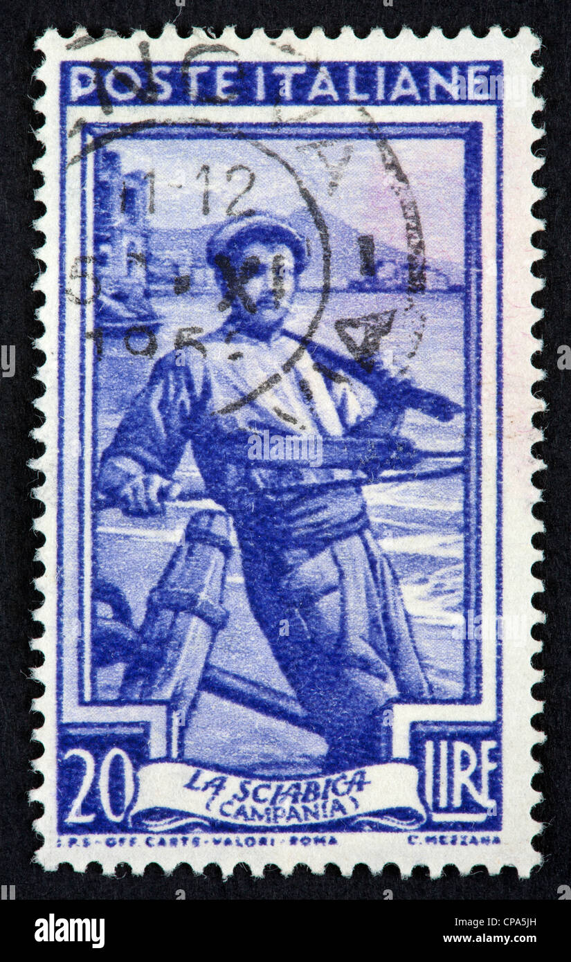 Italian postage stamps hi-res stock photography and images - Alamy