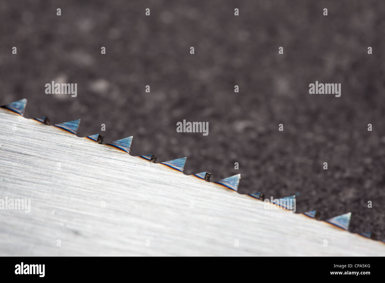 the sawtooth edge of a wood saw Stock Photo - Alamy
