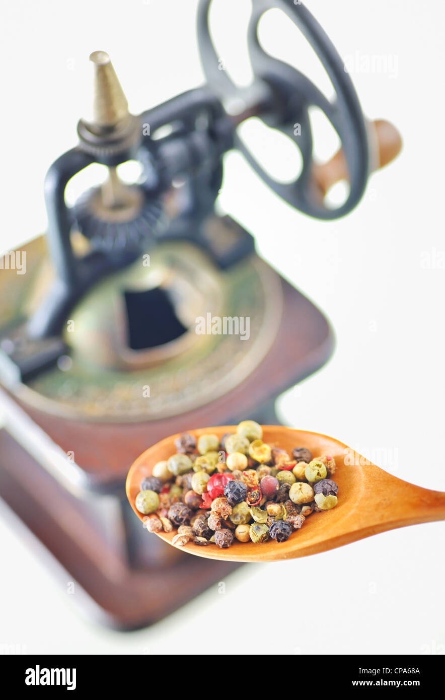 Peper mill hi-res stock photography and images - Alamy