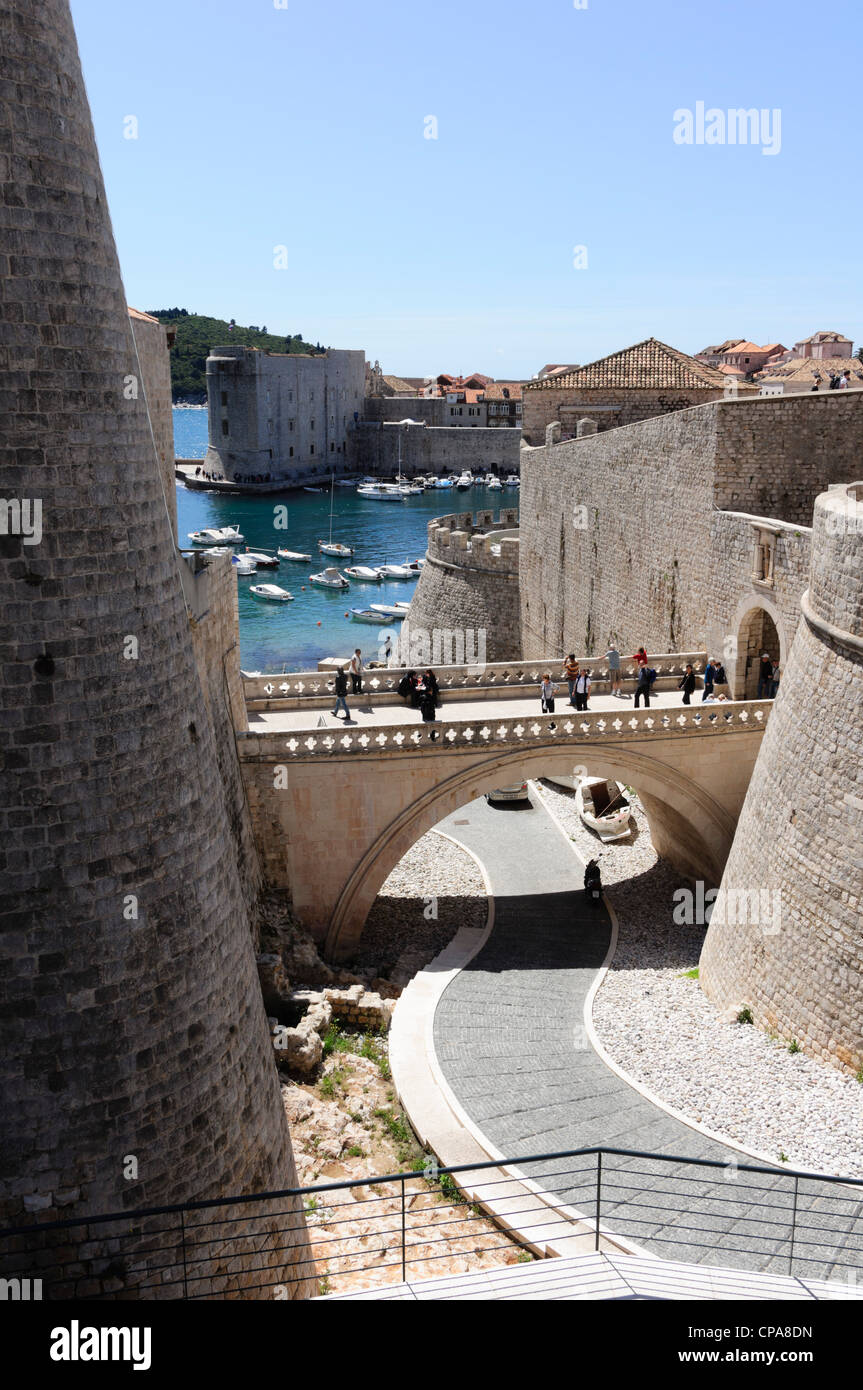 Dubrovnik, Croatia - bridge to the Ploce gate. Revelin Fortress Stock ...