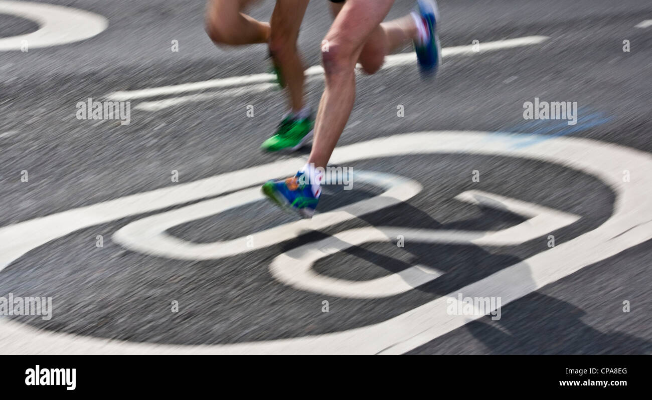 Run running blur motion hi-res stock photography and images - Alamy