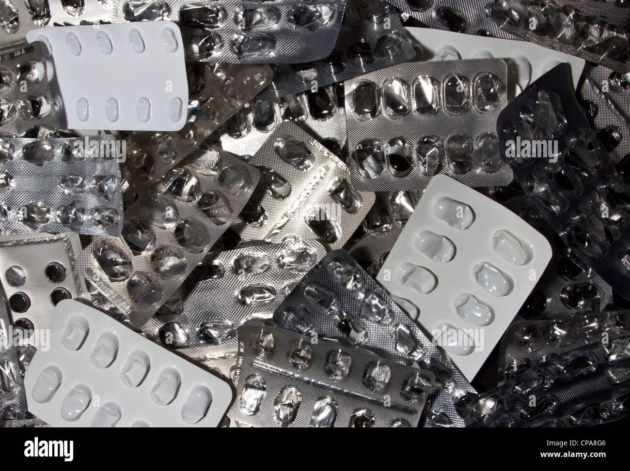 empty medicine containers Stock Photo - Alamy