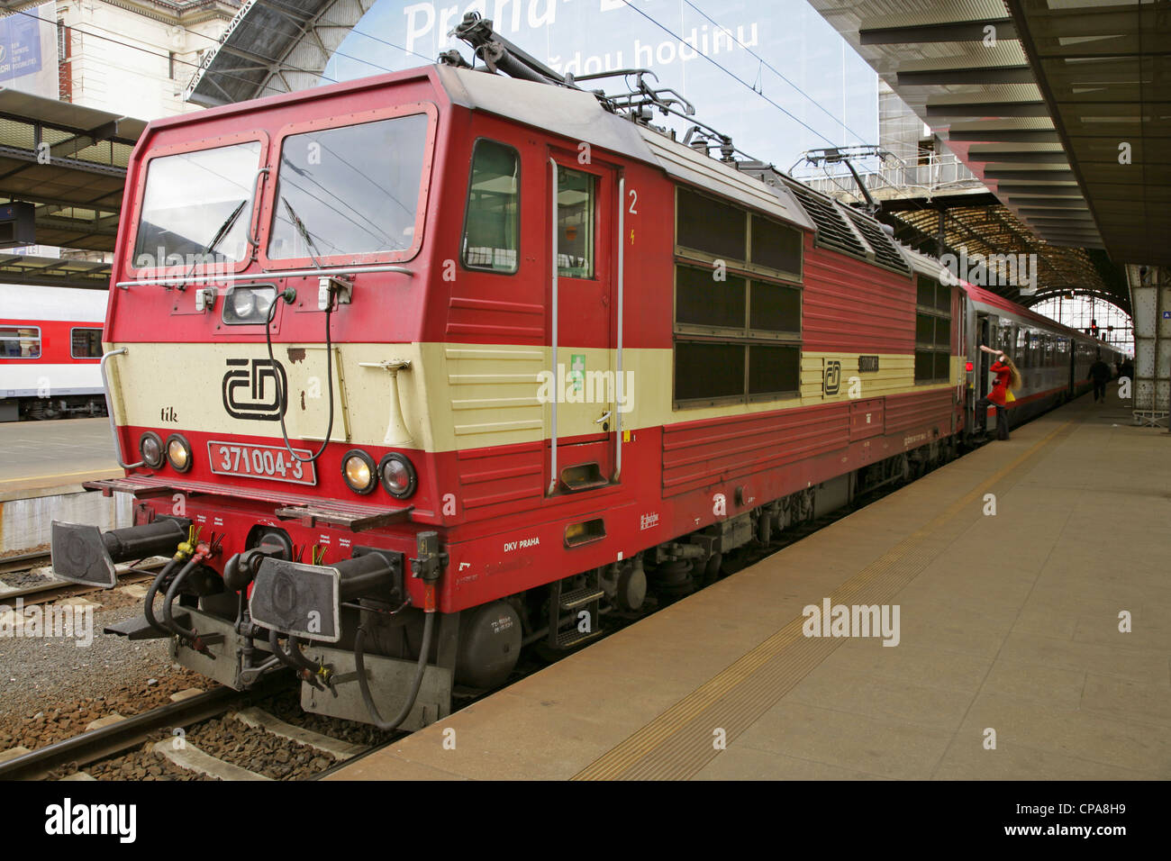 Class 371 hi-res stock photography and images - Alamy