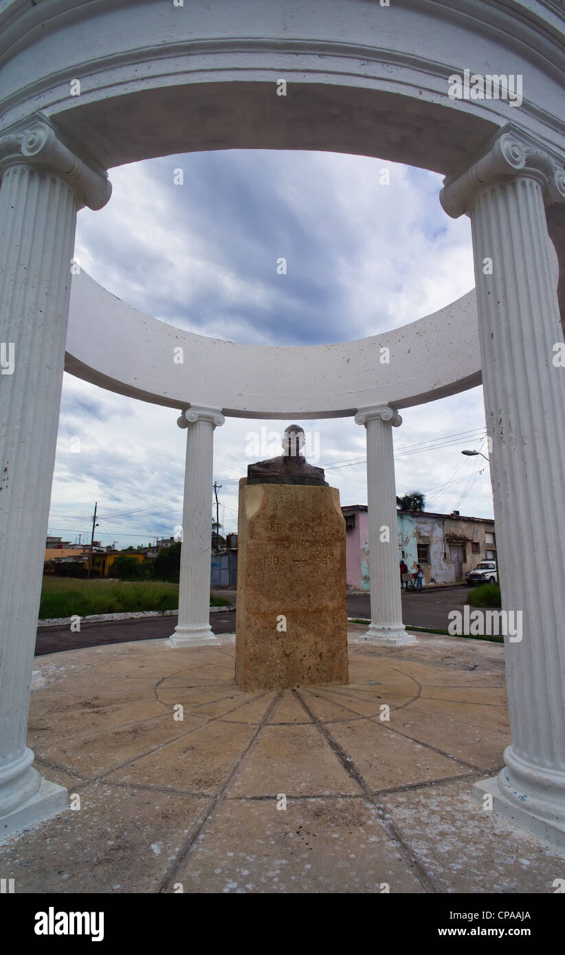Hemingway memorial in Cojimar, Cuba Stock Photo - Alamy