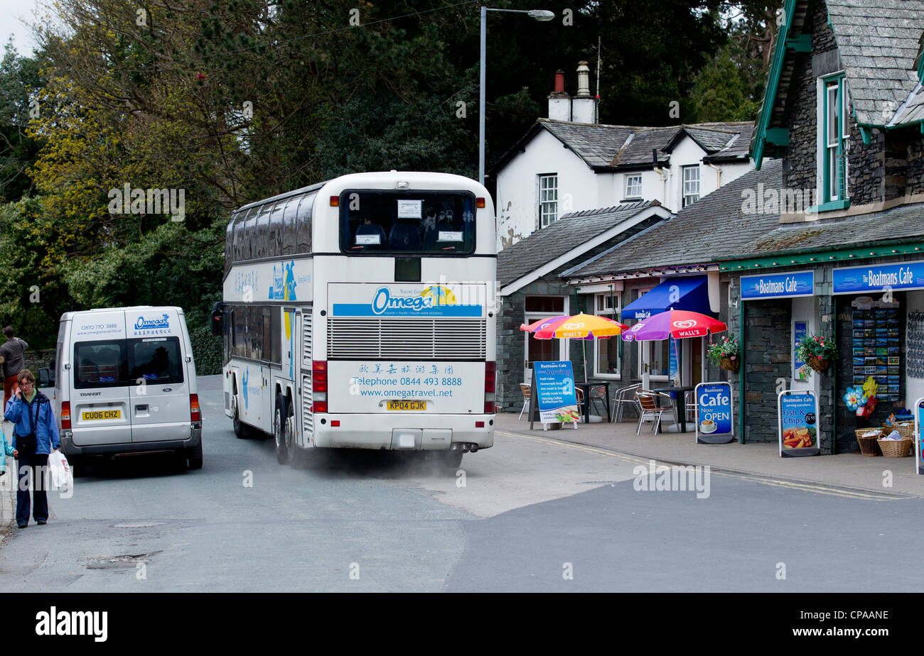 Chinese tour bus hi-res stock photography and images - Alamy