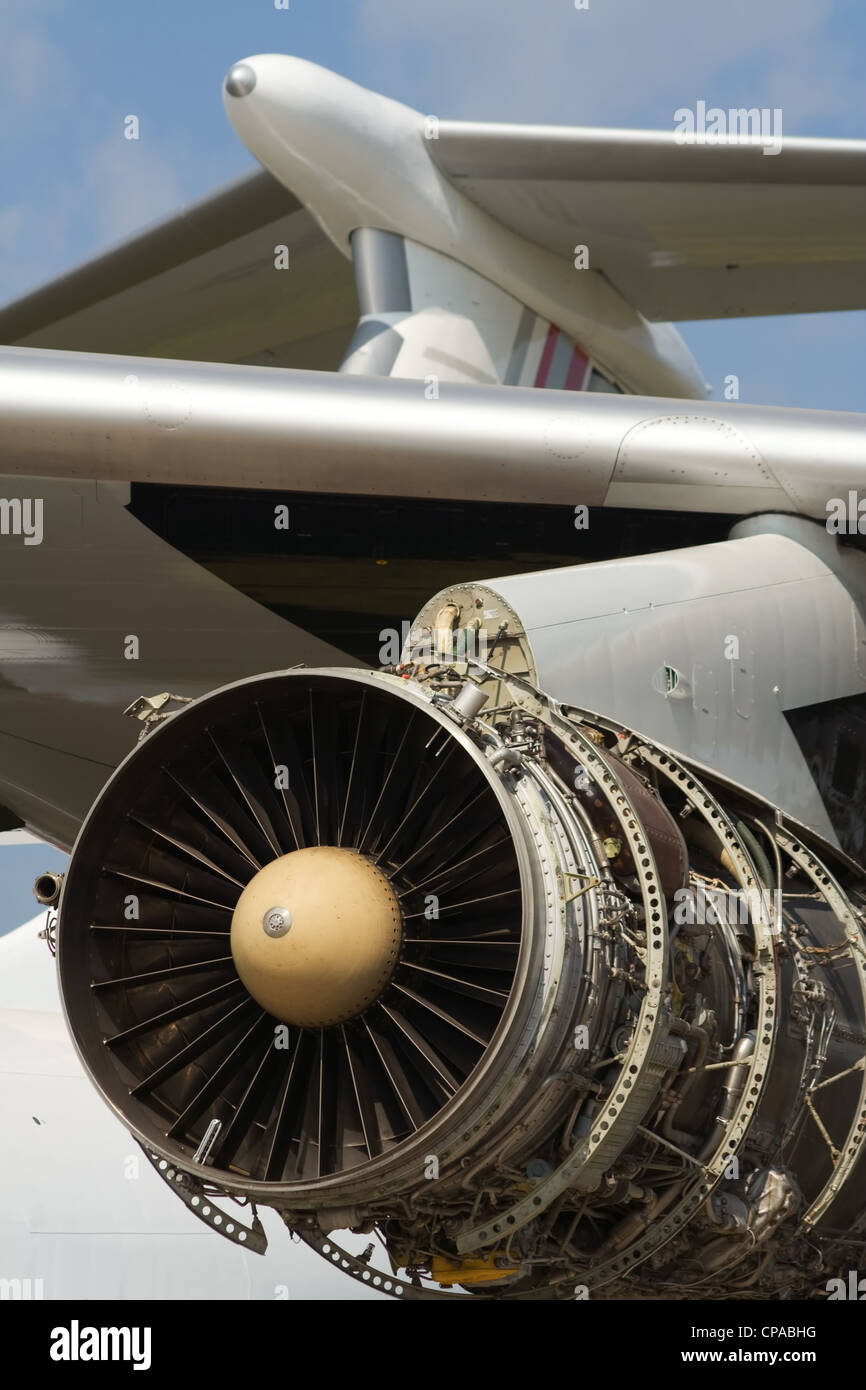 service of aircraft jet engine Stock Photo - Alamy
