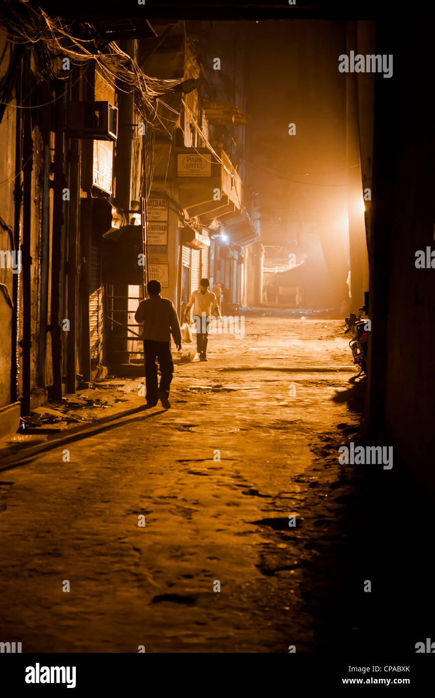 Indian alley in Near the Dakshineshwar Temple, Calcutta (Kolkata ...