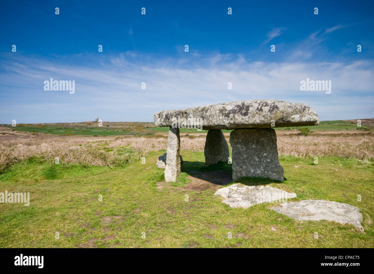 Dolmen in cornwall hi-res stock photography and images - Alamy
