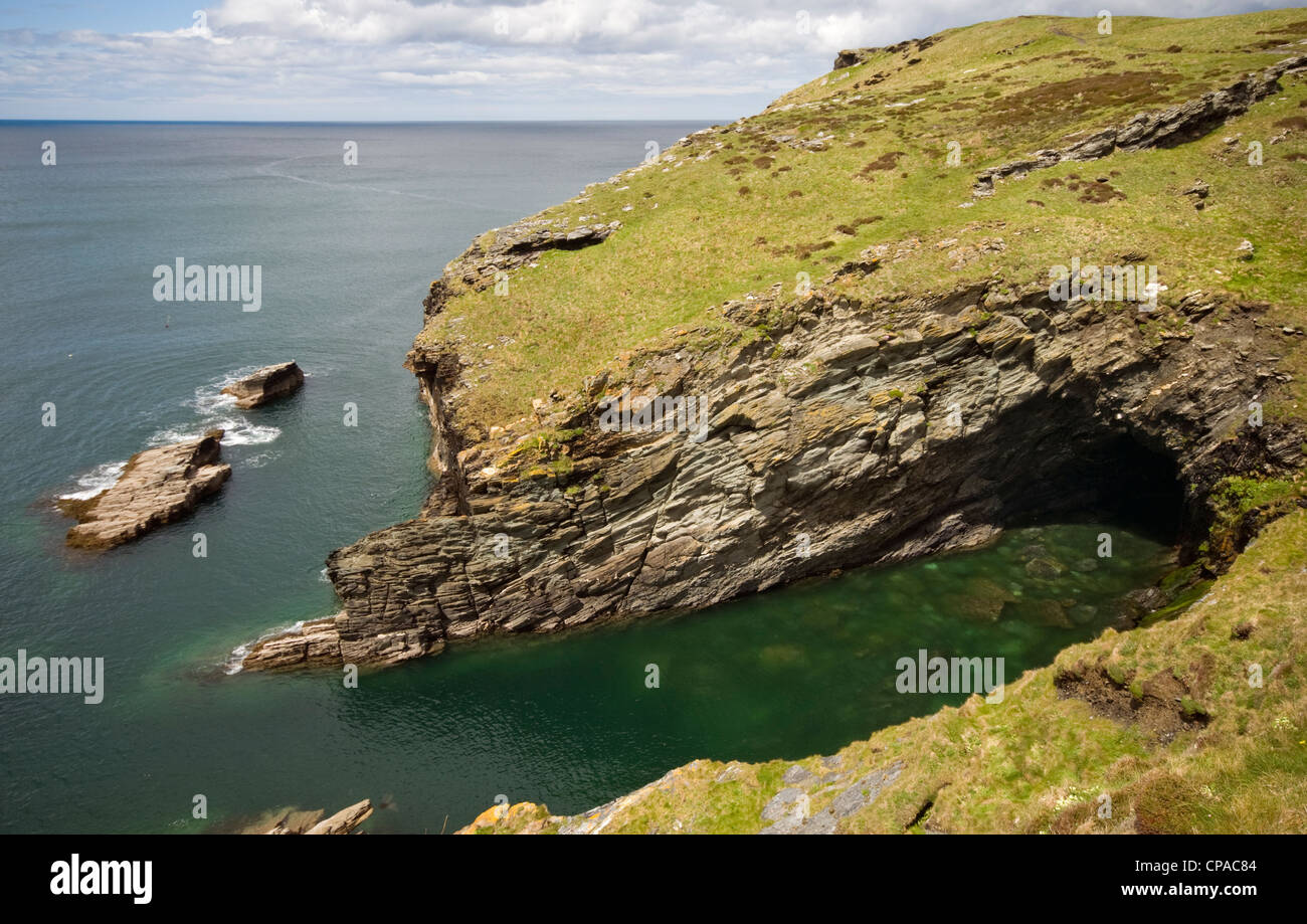 Sea cave nobody hi-res stock photography and images - Alamy