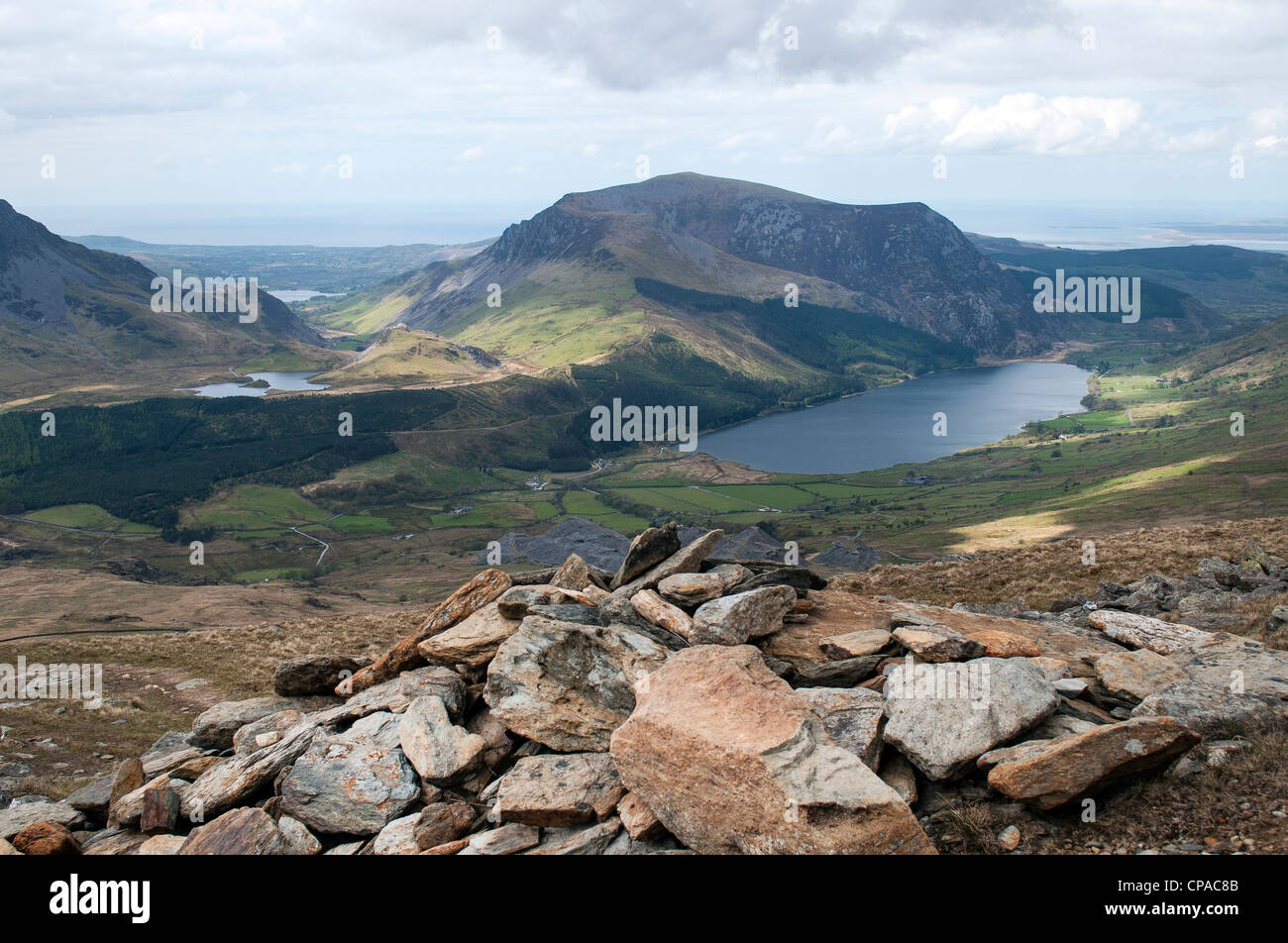 Beautiful surrounding hi-res stock photography and images - Alamy