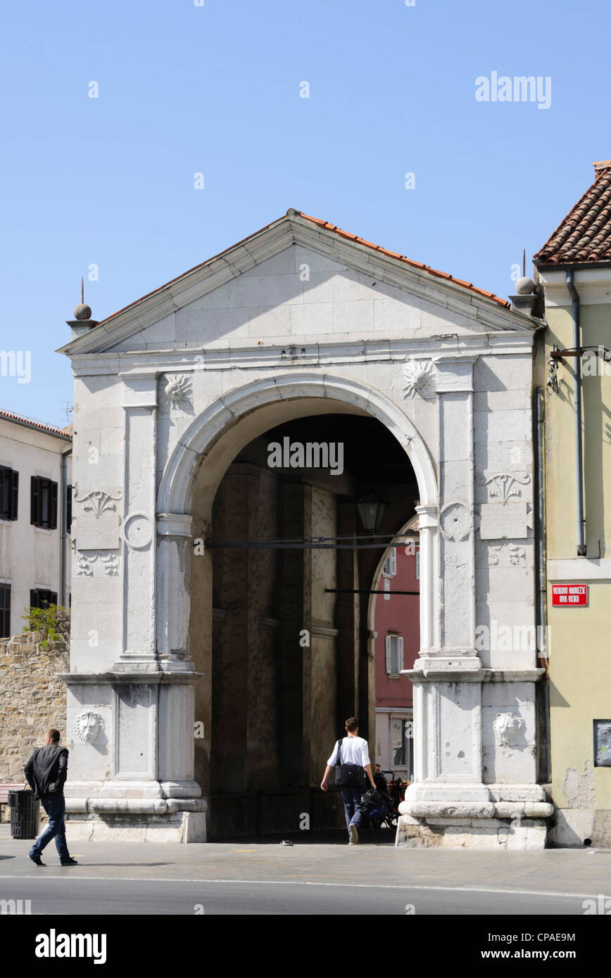 Koper, Slovenia - the Muda Gate. The formal large archway Stock Photo ...