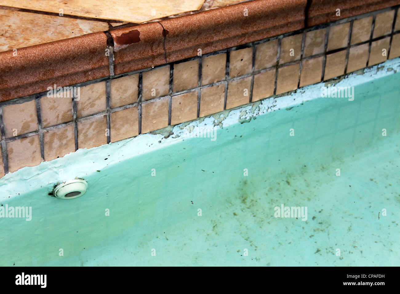 Fibreglass pool hi-res stock photography and images - Alamy