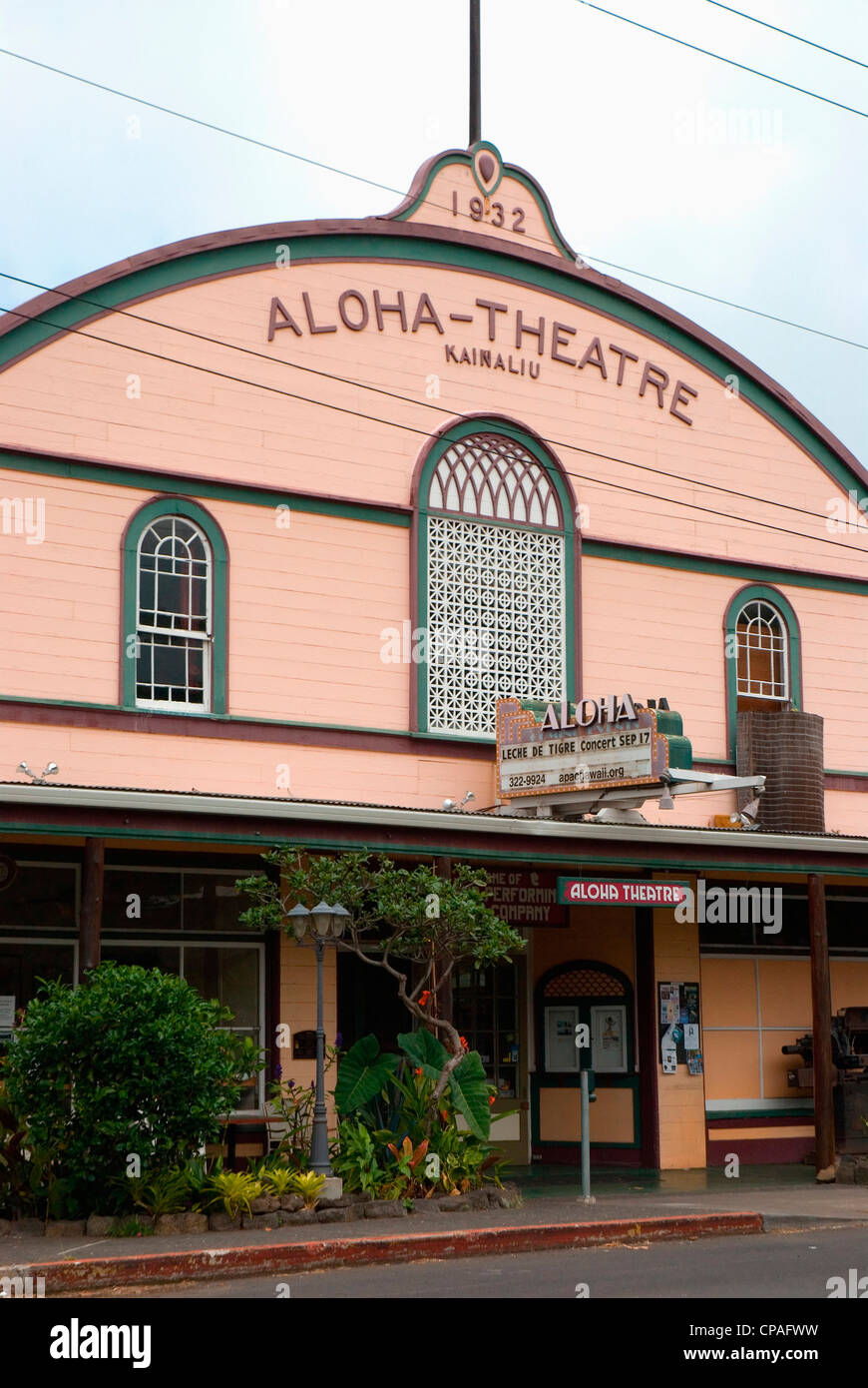 Hawaii, Big Island, South Kona, Kainaliu. Historic Aloha Theatre Stock ...