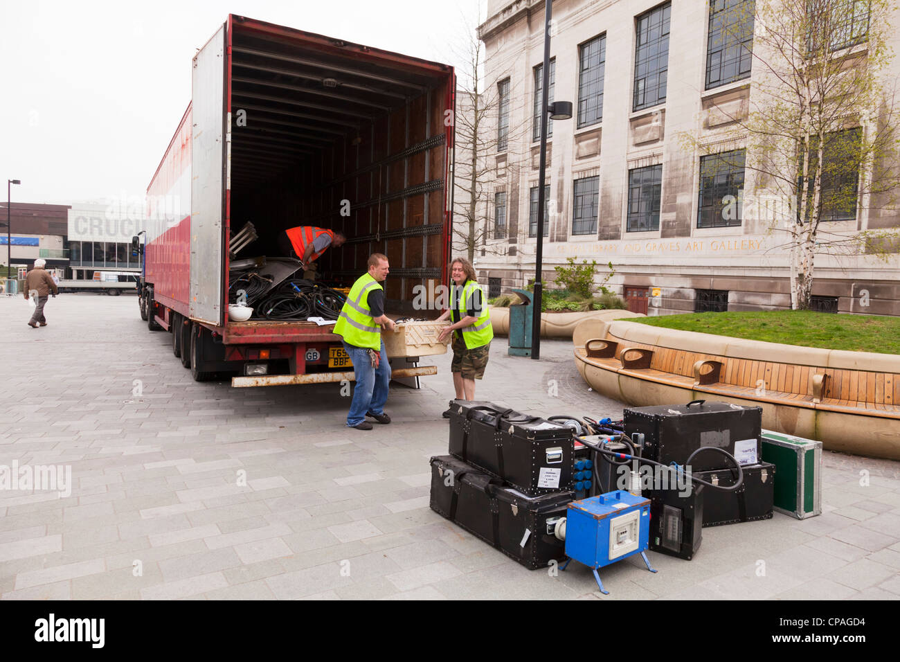 Equipment unloading hi-res stock photography and images - Alamy