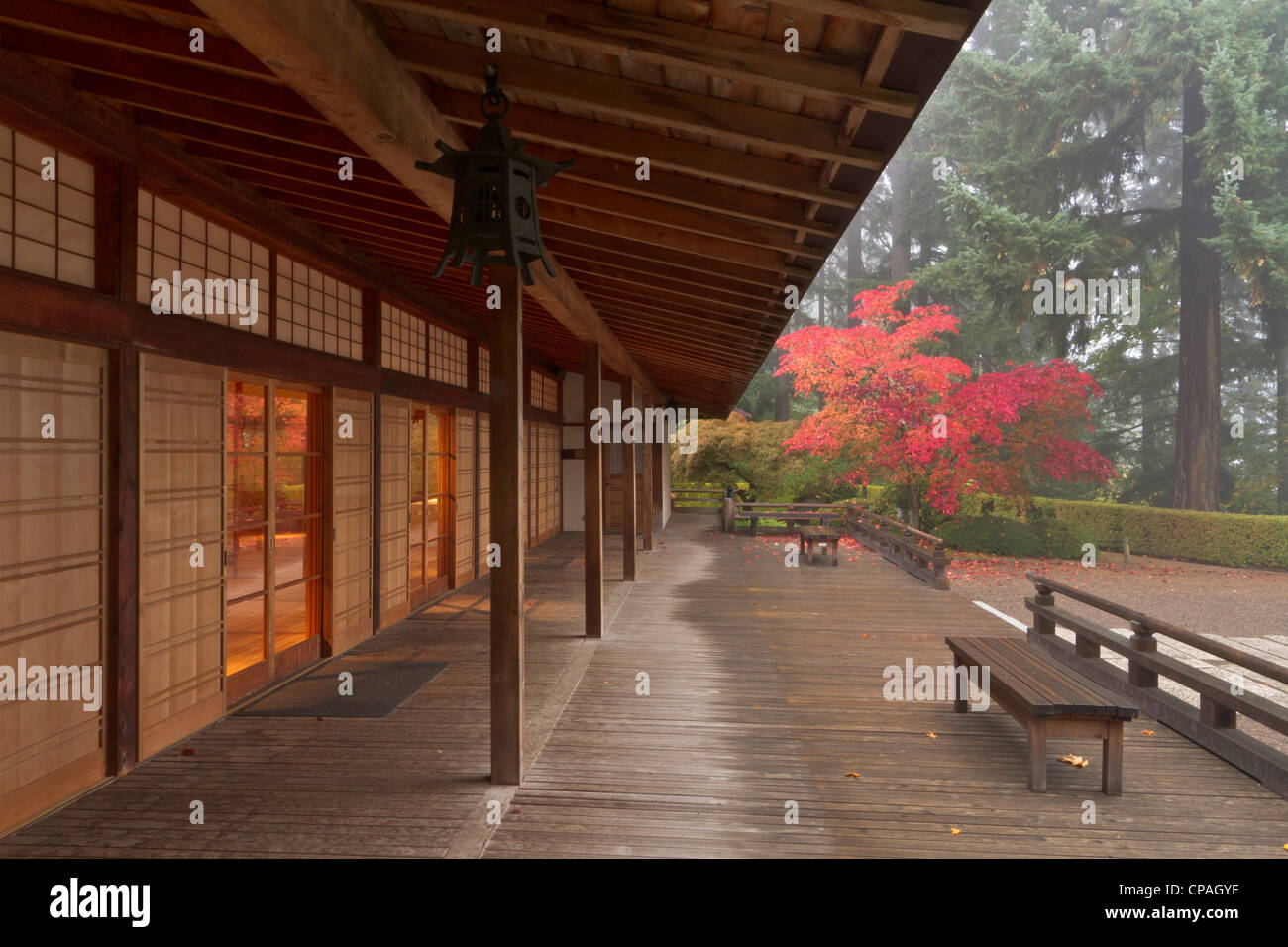 The pavilion at the Portland Japanese Garden, Oregon Stock Photo - Alamy