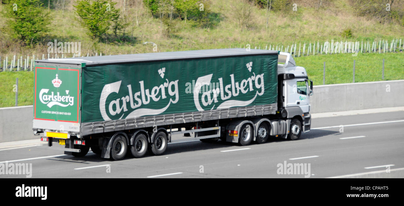 Beer delivery lorry hi-res stock photography and images - Alamy