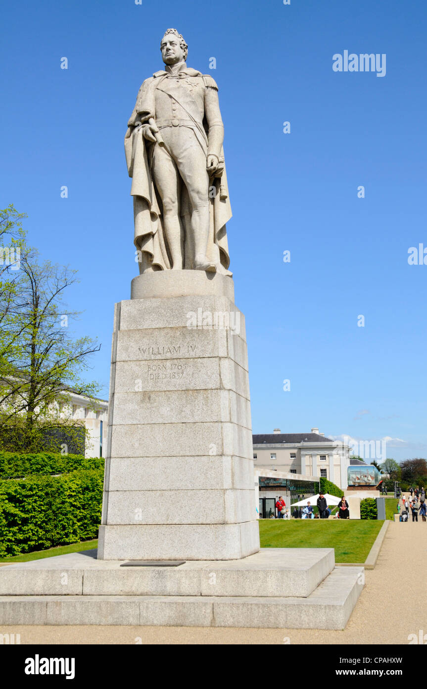 William iv statue hi-res stock photography and images - Alamy