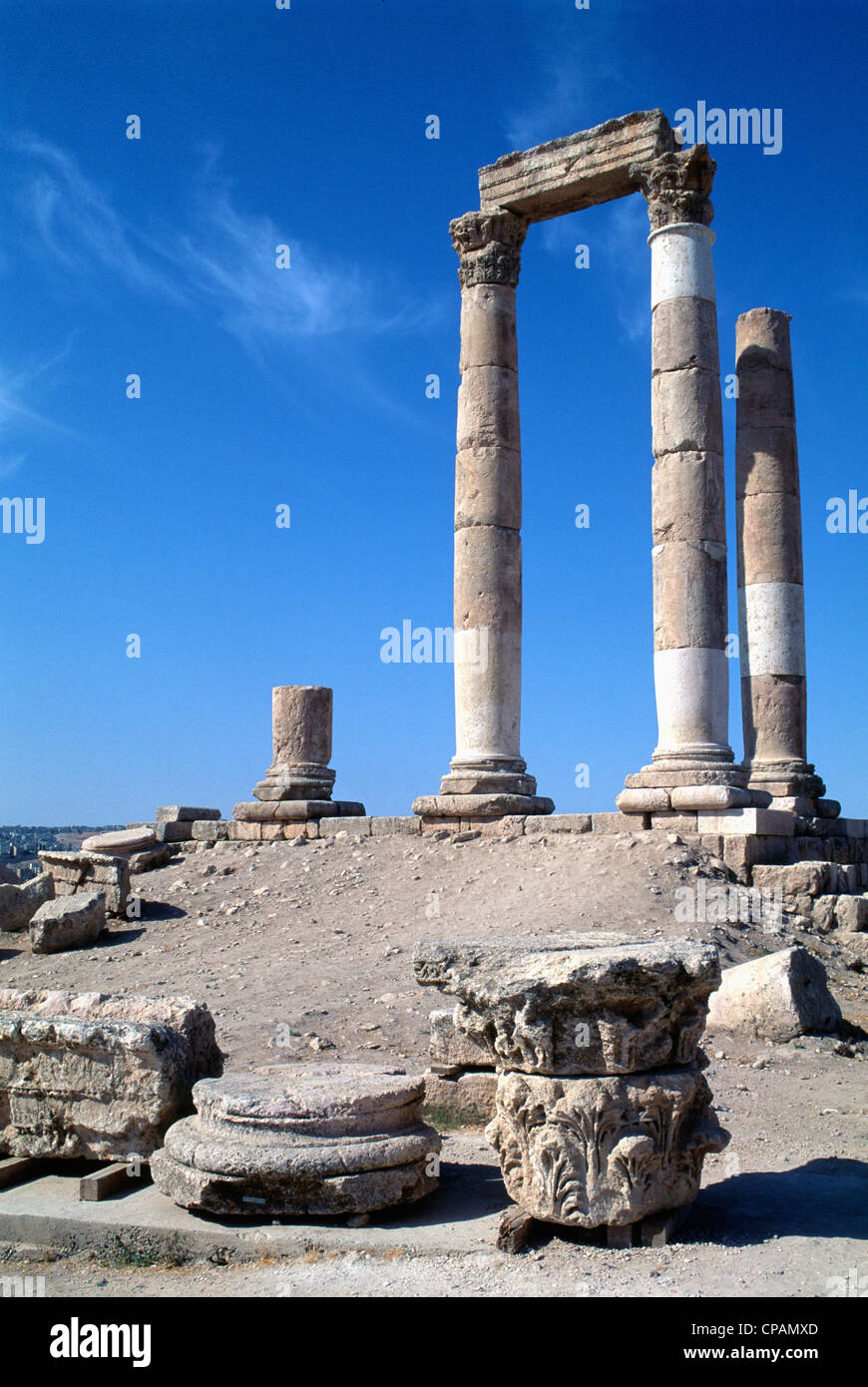 Jordan, Amman, Citadel, Temple of Hercules Stock Photo - Alamy