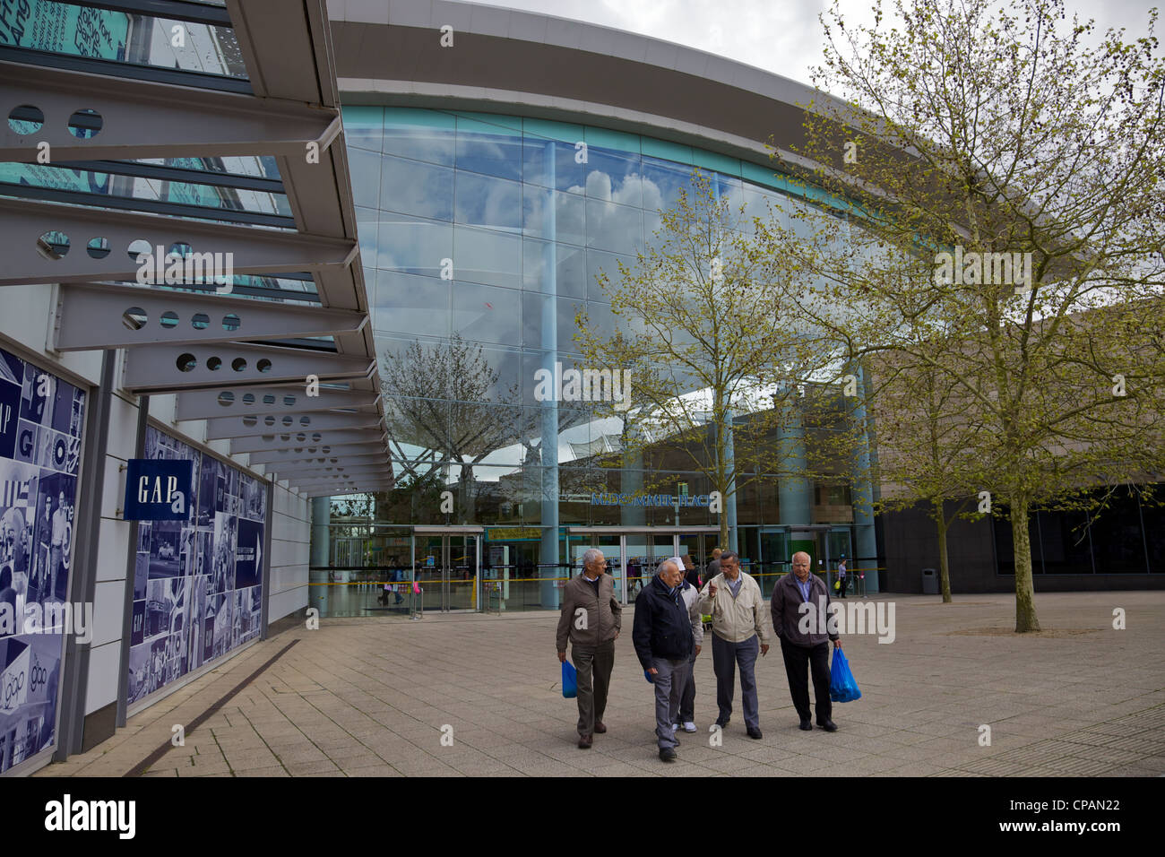 Entrance to Midsummer Place shopping centre, Milton Keynes, England ...