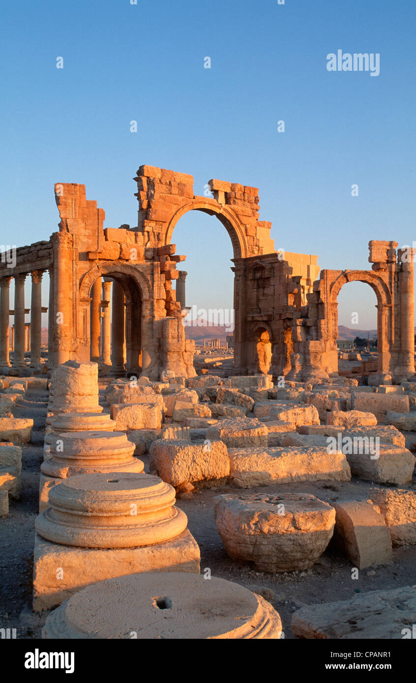 Syria, Palmyra, Monumental Arch Stock Photo - Alamy