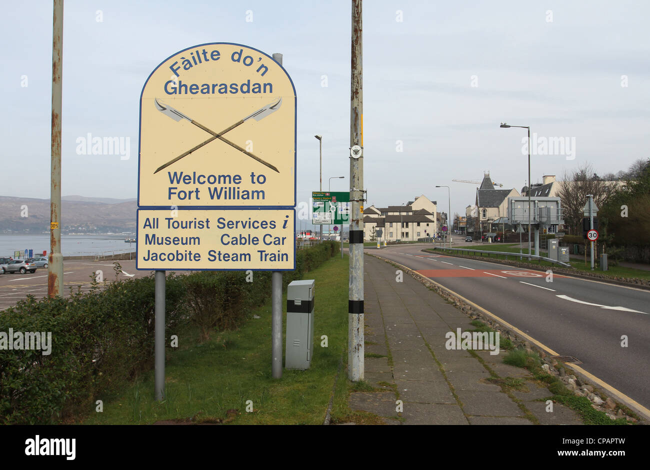 Bilingual welcome sign hi-res stock photography and images - Alamy