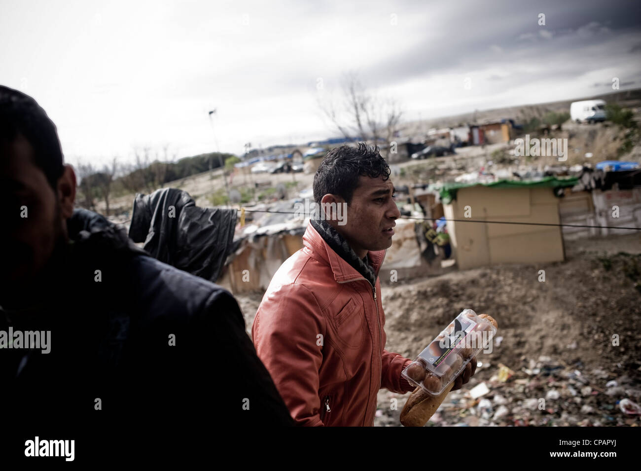 Rumanian gypsy shanty town of El Gallinero near Madrid, Spain. romanian ...