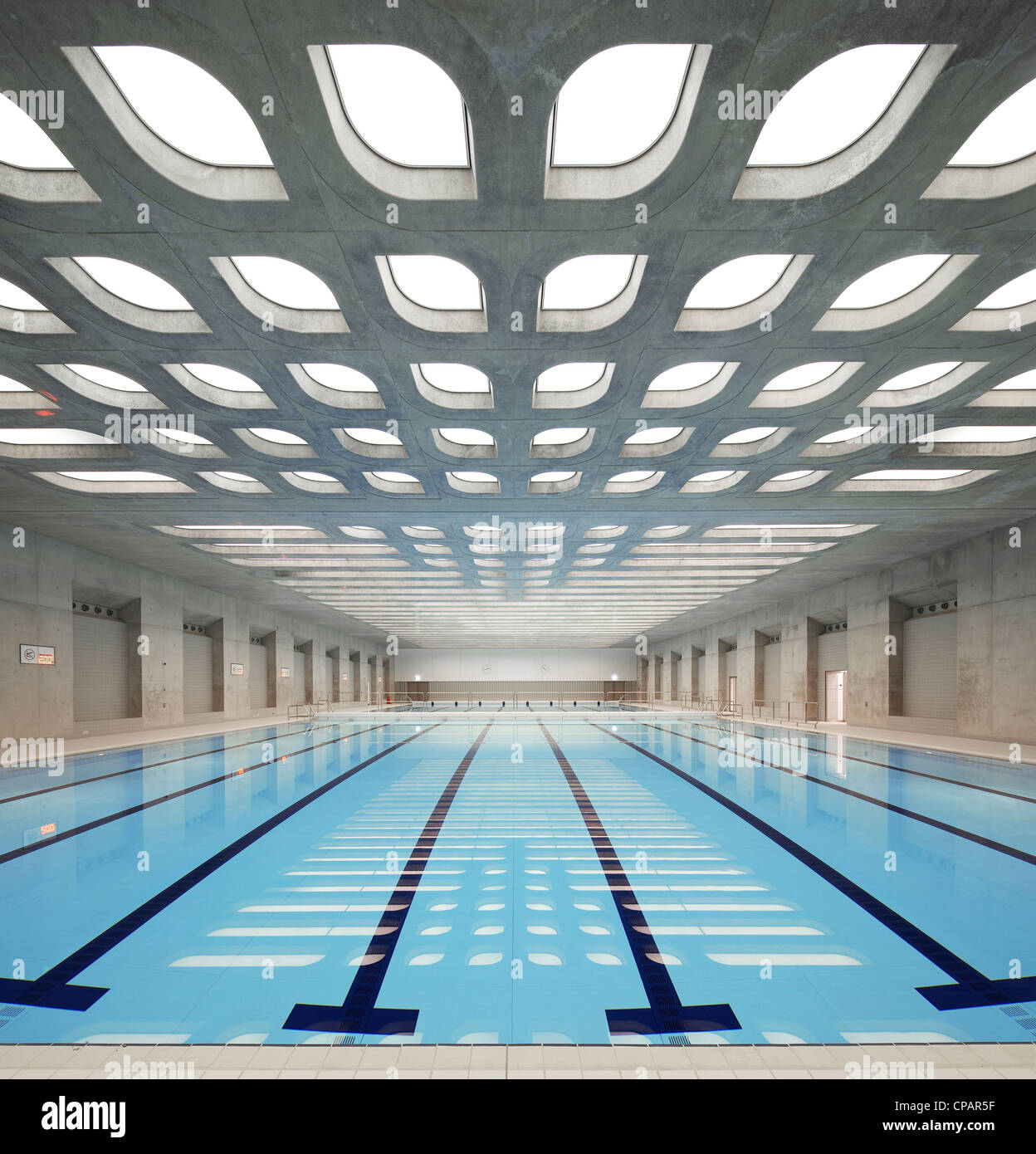 Aquatic centre hi-res stock photography and images - Alamy