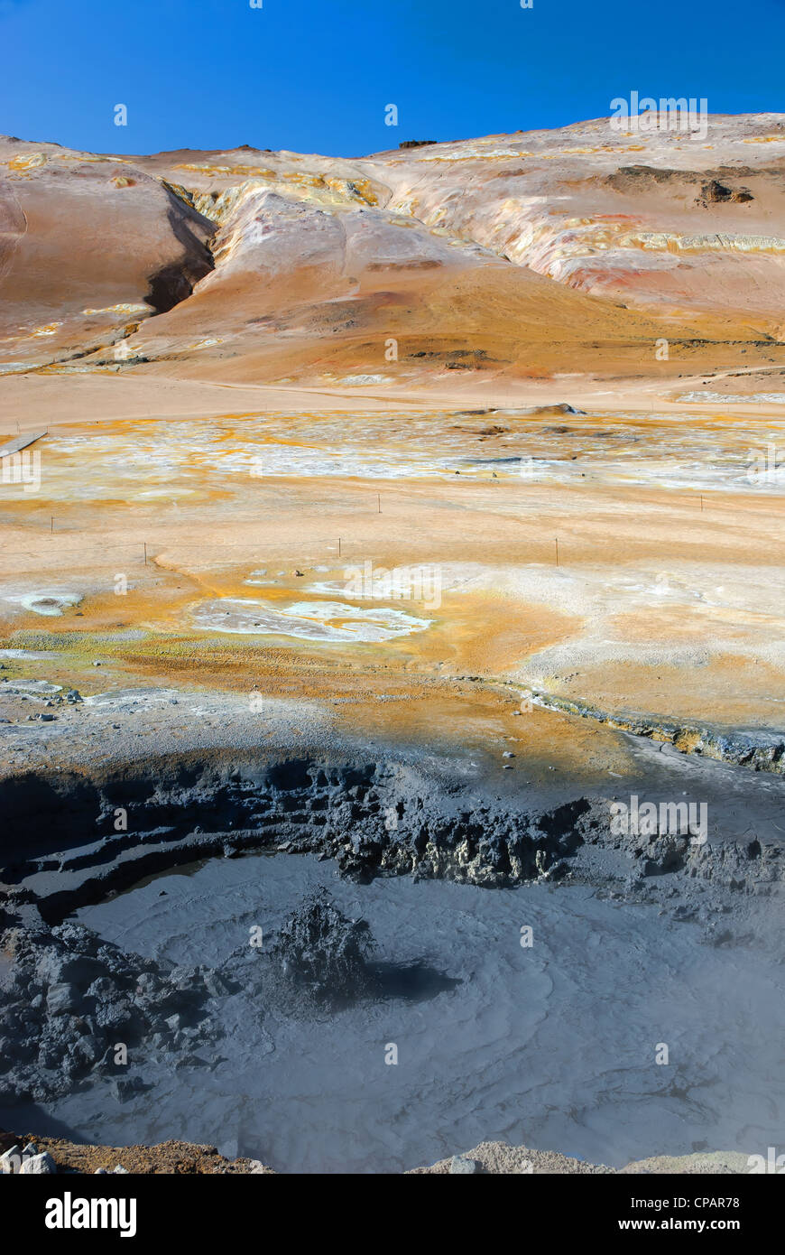 bubble boiling with sulphurous mud of Námafjall Stock Photo - Alamy