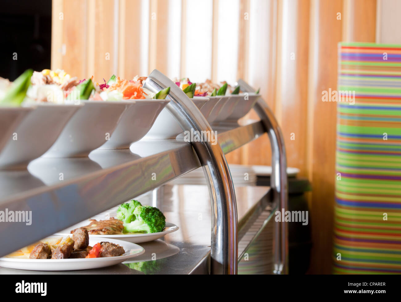 chef standing behind full lunch service station Stock Photo - Alamy
