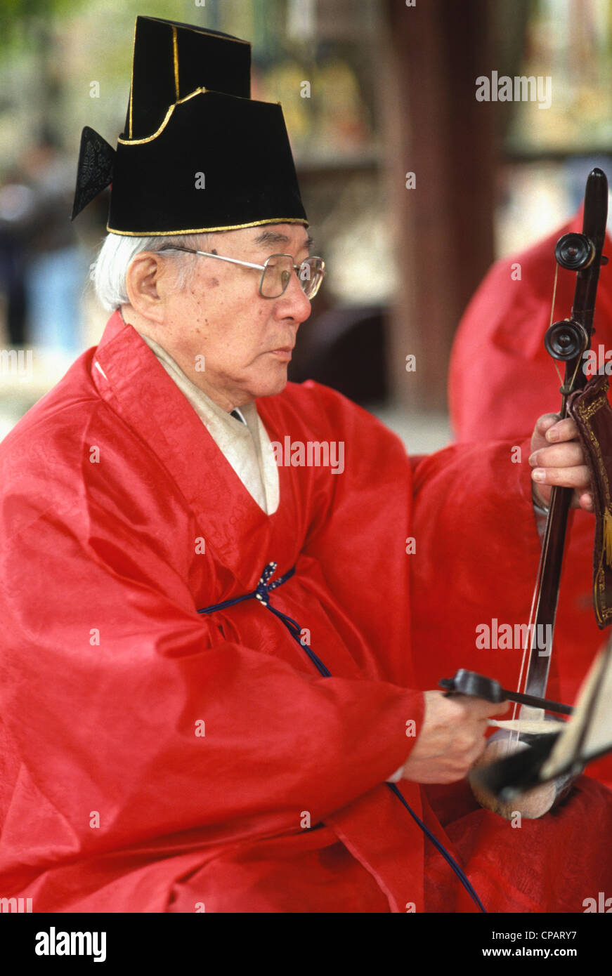 South Korea, Seoul, Korean Folk Village, traditional musician Stock ...