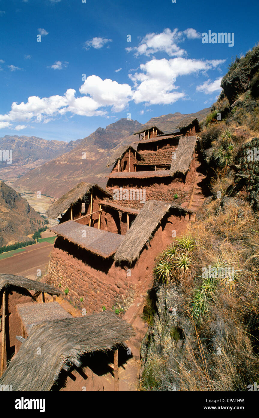 Peru, Pisac, Inca ruins, mountain landscape Stock Photo - Alamy